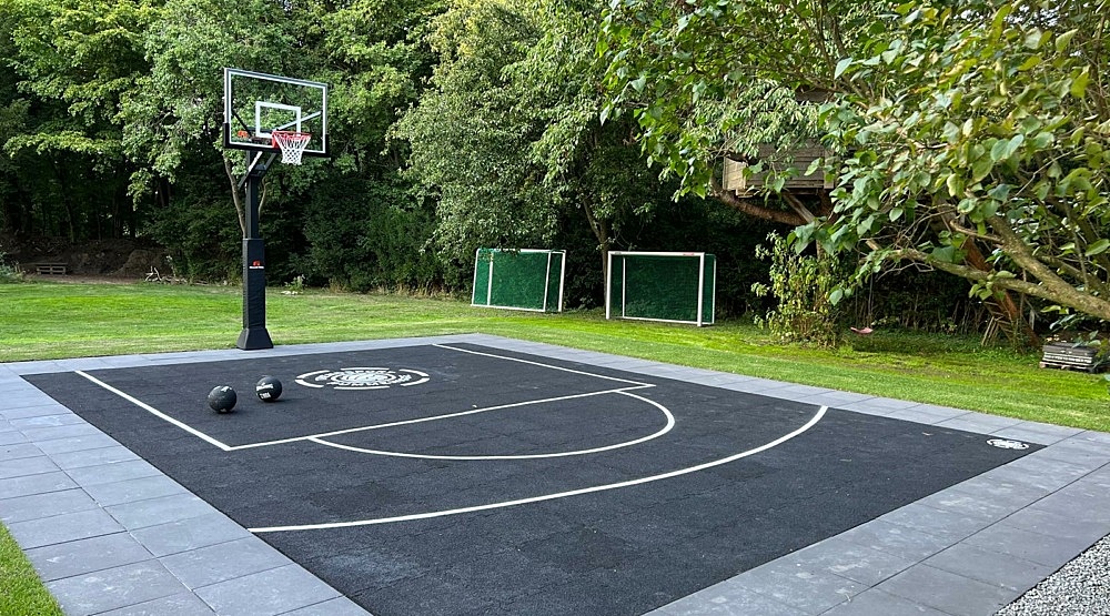 13 Things That Are 100 Feet Long