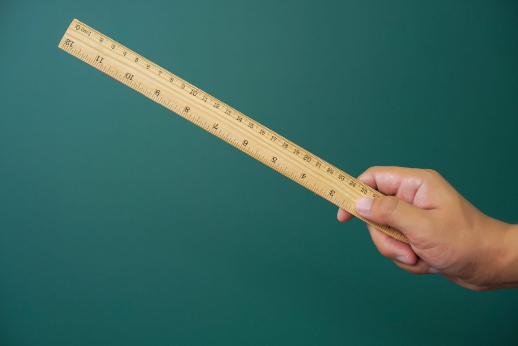 11 Common Things That Are 1 Foot Long